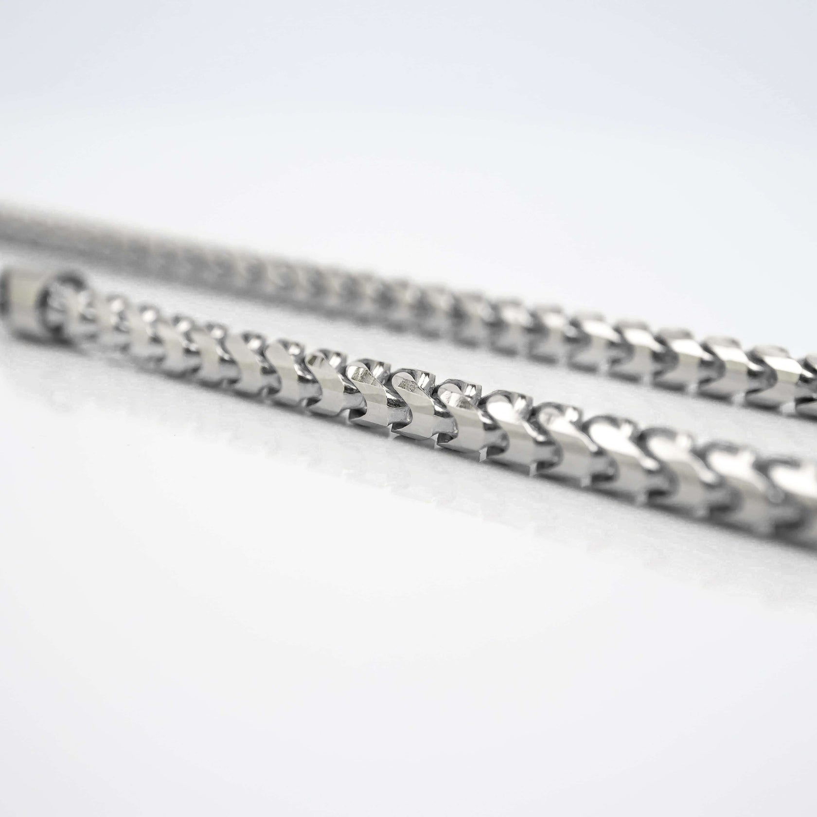 Ready to Ship 10k White Gold Franco Chain 3.5mm - Fast – GOLDZENN